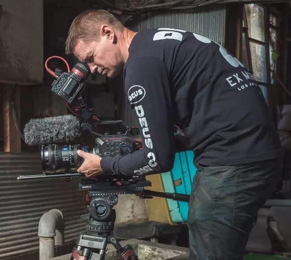 单评 | 松下EVA1超全测评 操作面板我从来都偏好使用易于操控的_「易坊」