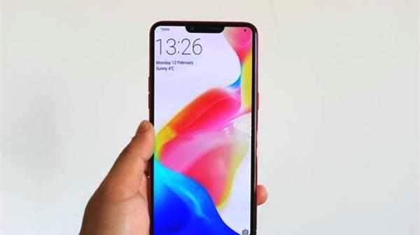OPPO R13曝光，网友们直呼:这真的不是iPhone X吗? 说到致敬苹果iPhone这件事